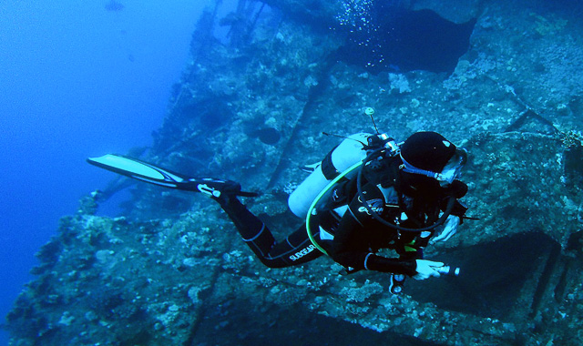 PADI Wreck Diver Course Koh Phangan | Go Asia Blue